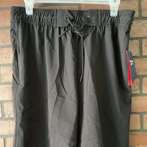 Reebok | Shorts | Reebok Black Slim 9 Inch Seam Vector Quad Buster ...